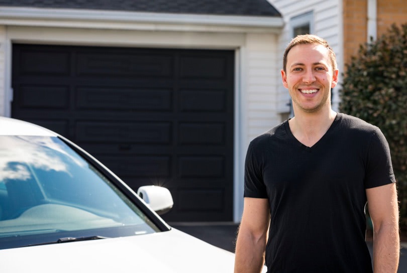 Buy & Sell Cars: Reviews, Prices, and Financing - CarGurus.ca